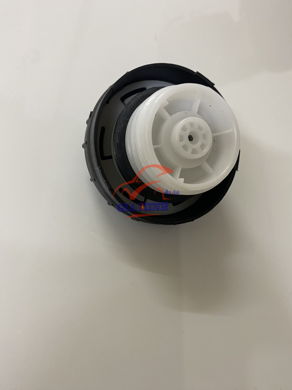 NẮP BÌNH XĂNG TRONG KIA MORING - Phụ tùng ô tô chính hãng