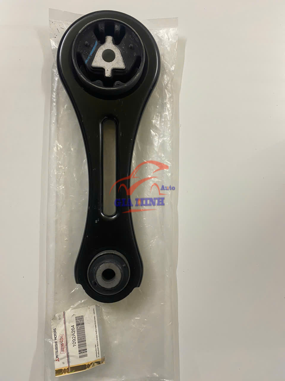 CAO SU CHÂN MÁY TRƯỚC TRÁI MITSUBISHI XPANDER - Phụ tùng ô tô chính hãng